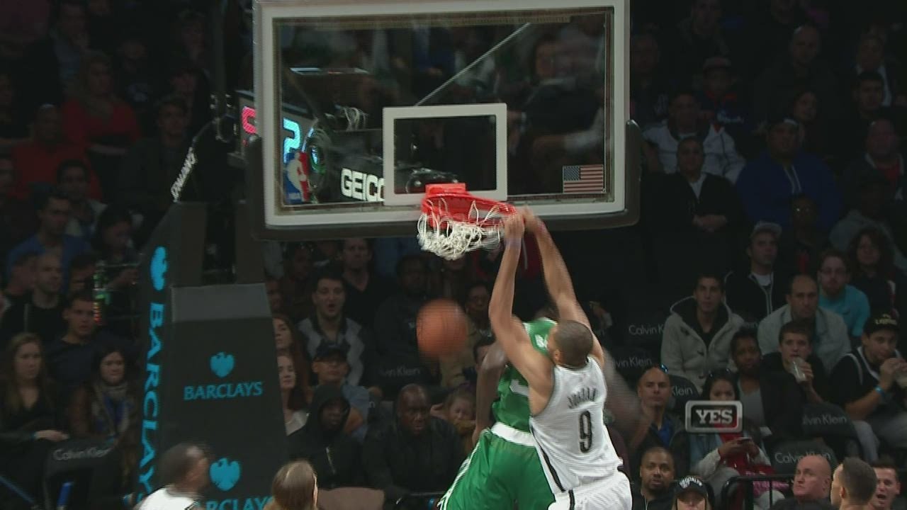 Le spin move + poster de Jerome Jordan